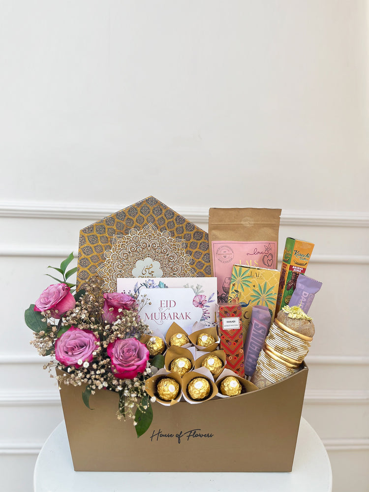 Chocolate Gift Boxes & Flowers Online in Pakistan – House of Flowers